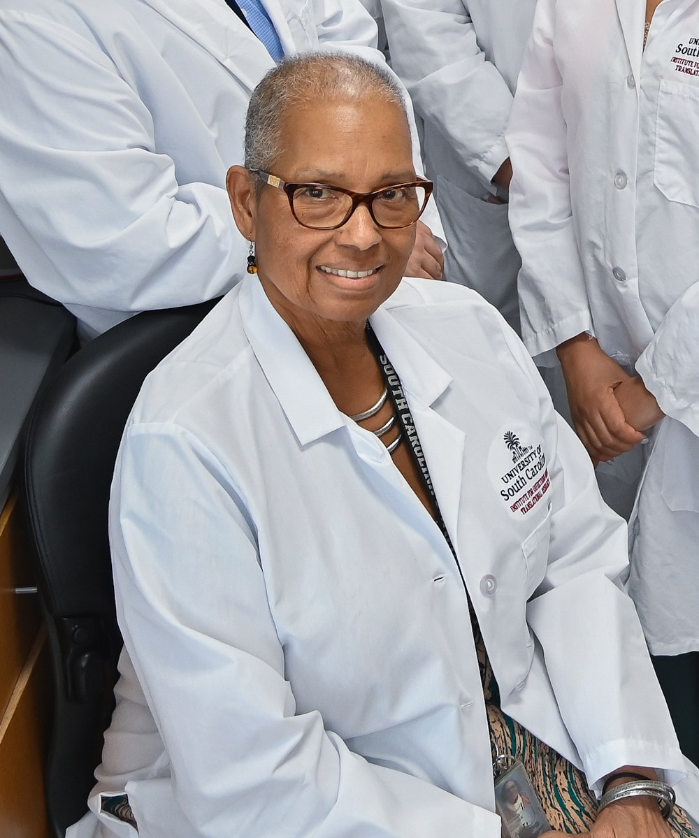 Delores Marie Thomas Research Lab named for beloved program manager ...